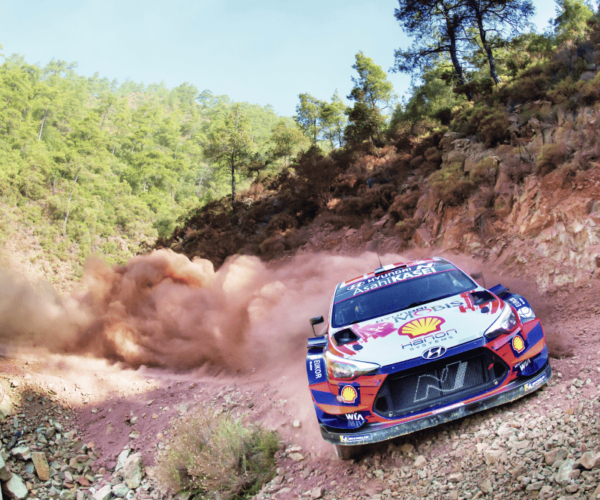 LOEB-ELENA-HYUNDAI – Rallyes magazine